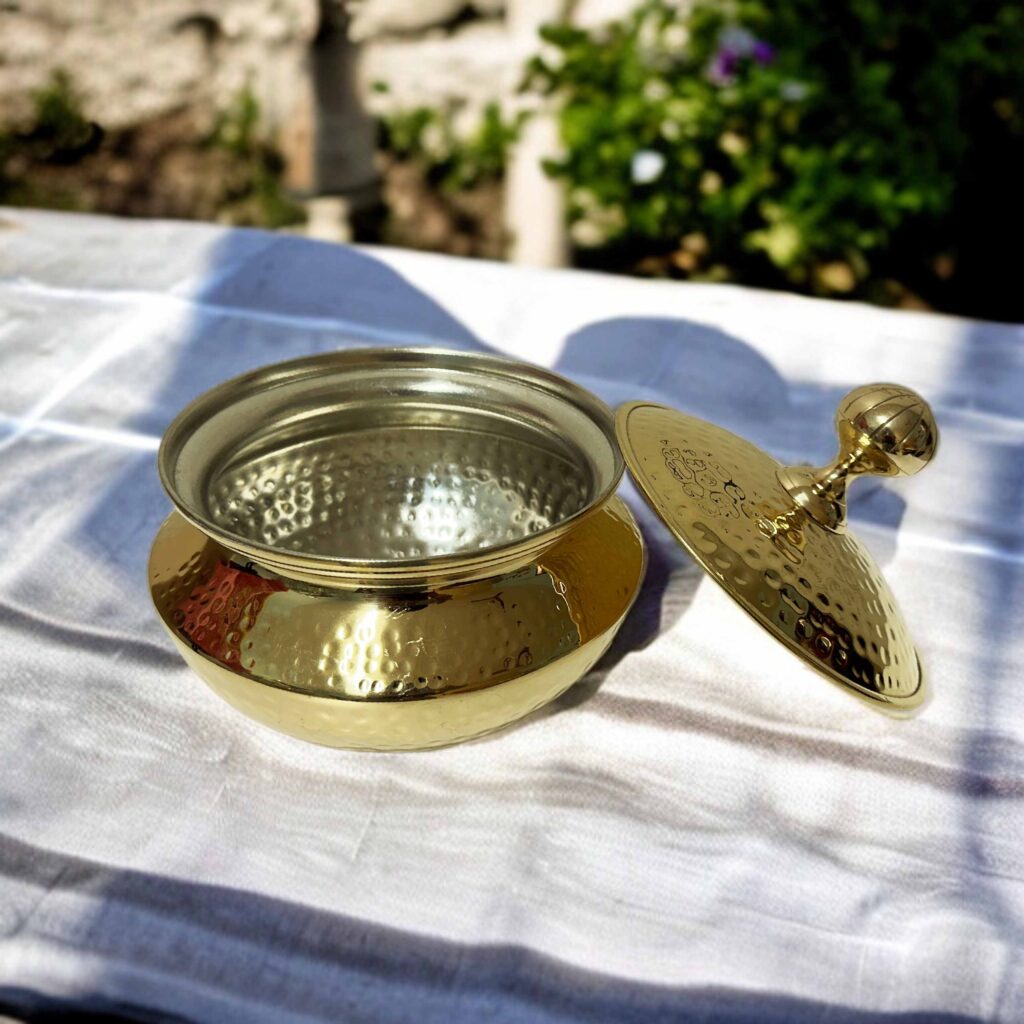 Brass Hammered Handi – Kitchen Brass Hub